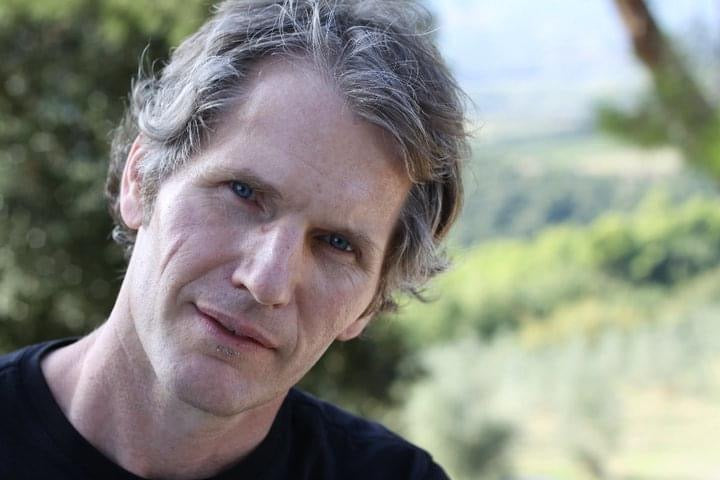 The Art of Larry Roberts – From Canvas to Carpet – Handscarpet